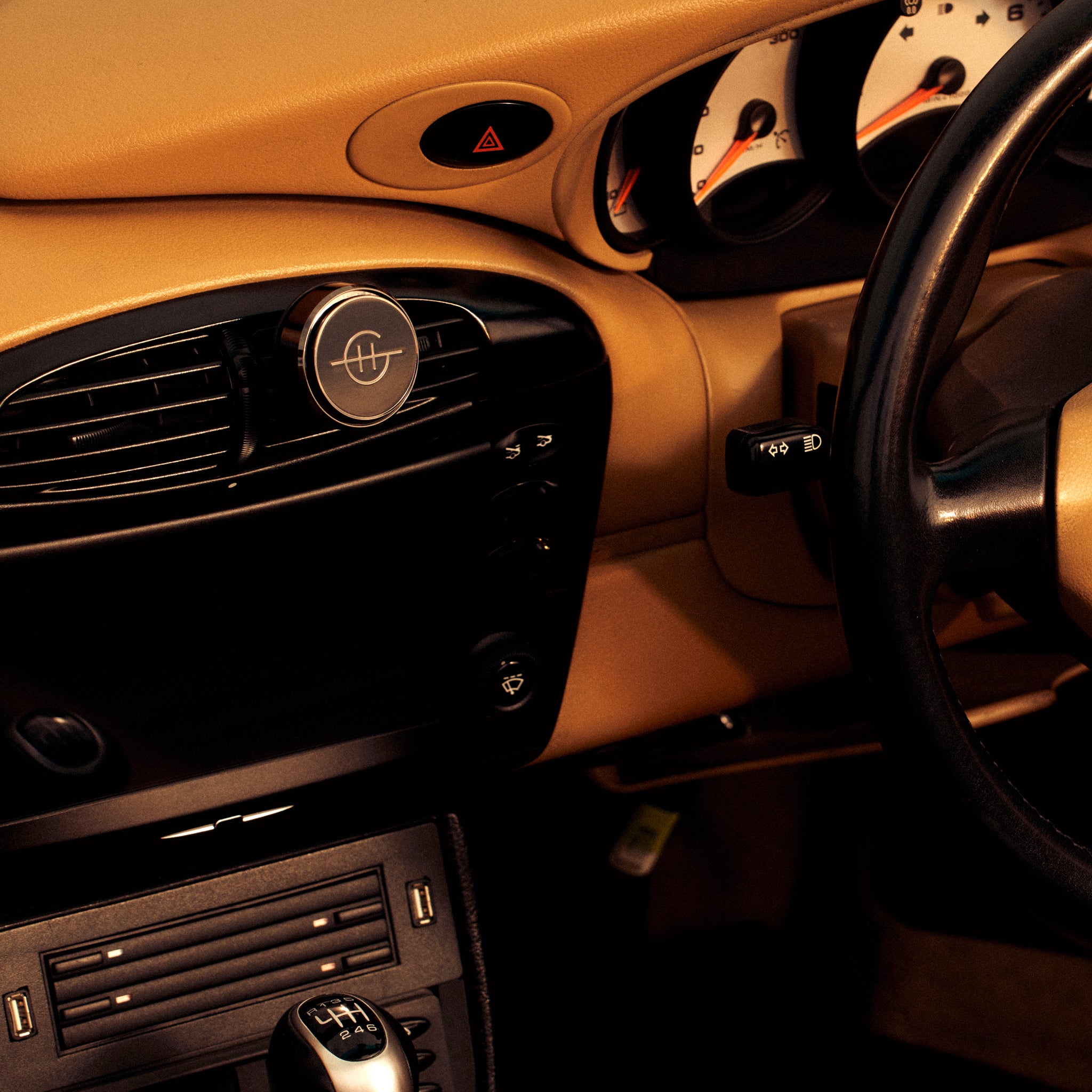 Car Diffuser -Black/Gold Diffuser Unit | Glasshouse Fragrances ...